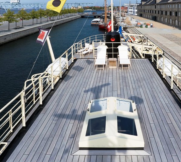 Classic Navigator Yacht Charter Details, Nakskov Shipyard ...